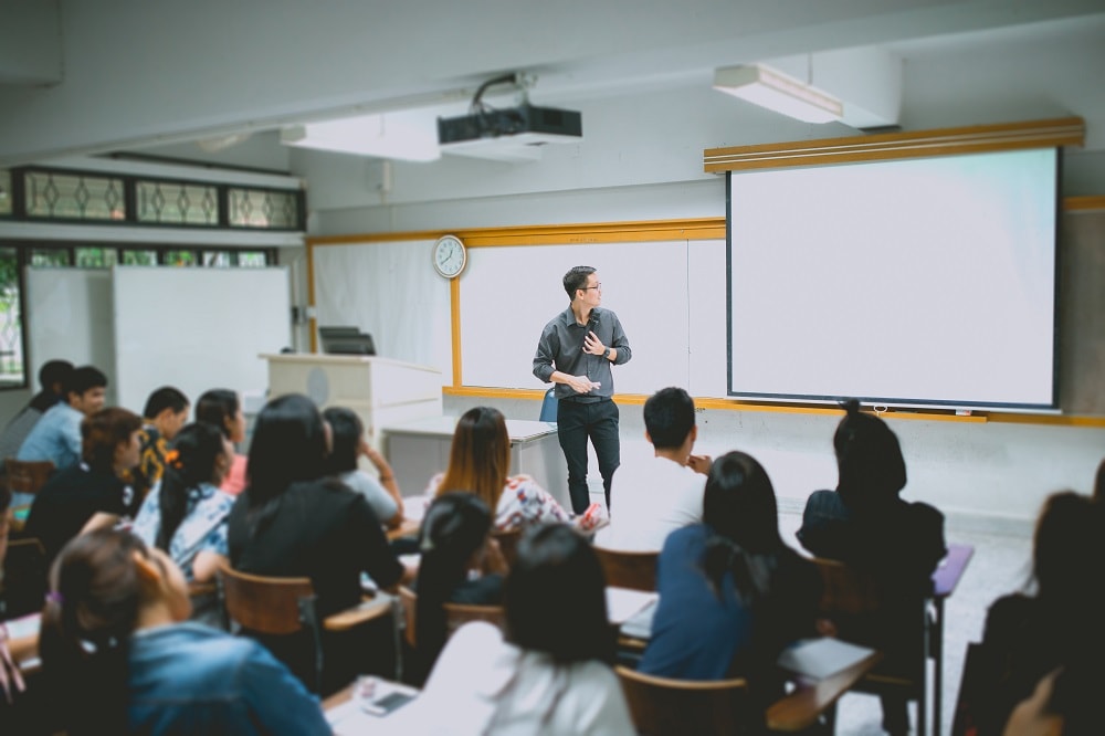 How Recovery High Schools Can Help Teens After Treatment